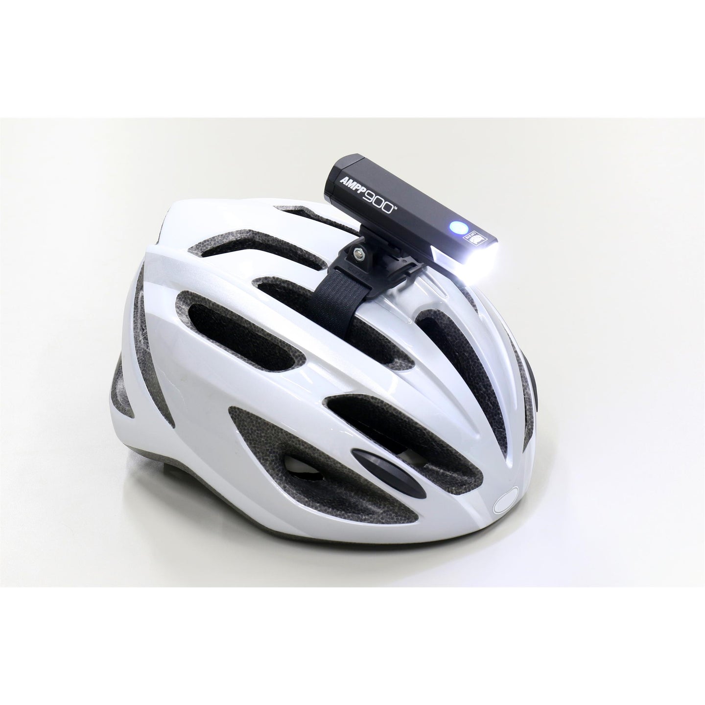 AMPP 900 Helmet Light – Cateye Cycling